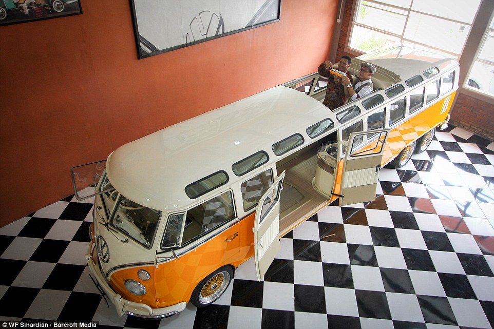 Curiosidades sobre o 60 anos da Kombi no Brasil | Blog MixAuto